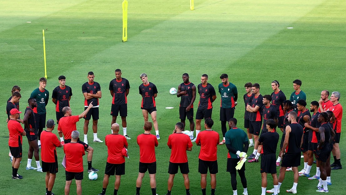 Milan, l'ex rossonero commenta la delusione per l'addio